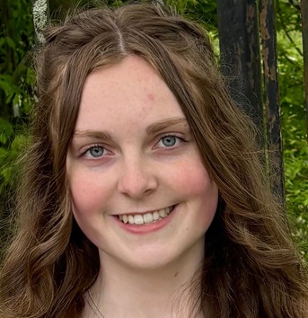 Emily Fennell | Dolphin Scholarship Foundation